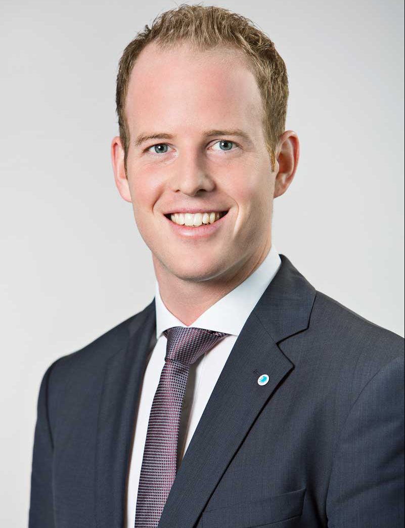 Die Bayerische: compexx Finanz AG erweitert Vorstand u.a. für IT um ...